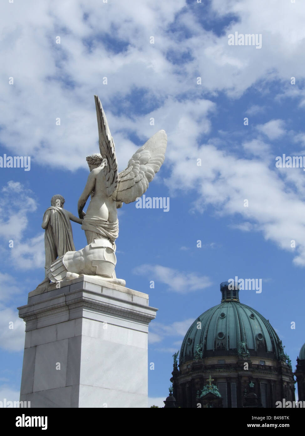 Schloss bridge statue and cathedral berlin germany Stock Photo - Alamy