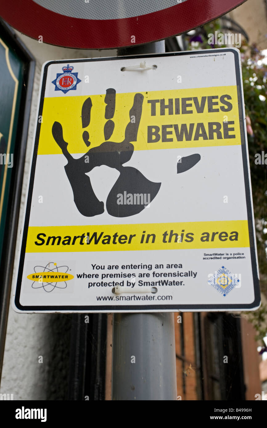 Thieves Beware roadsign Smartwater Security Tewkesbury Gloucestershire ...