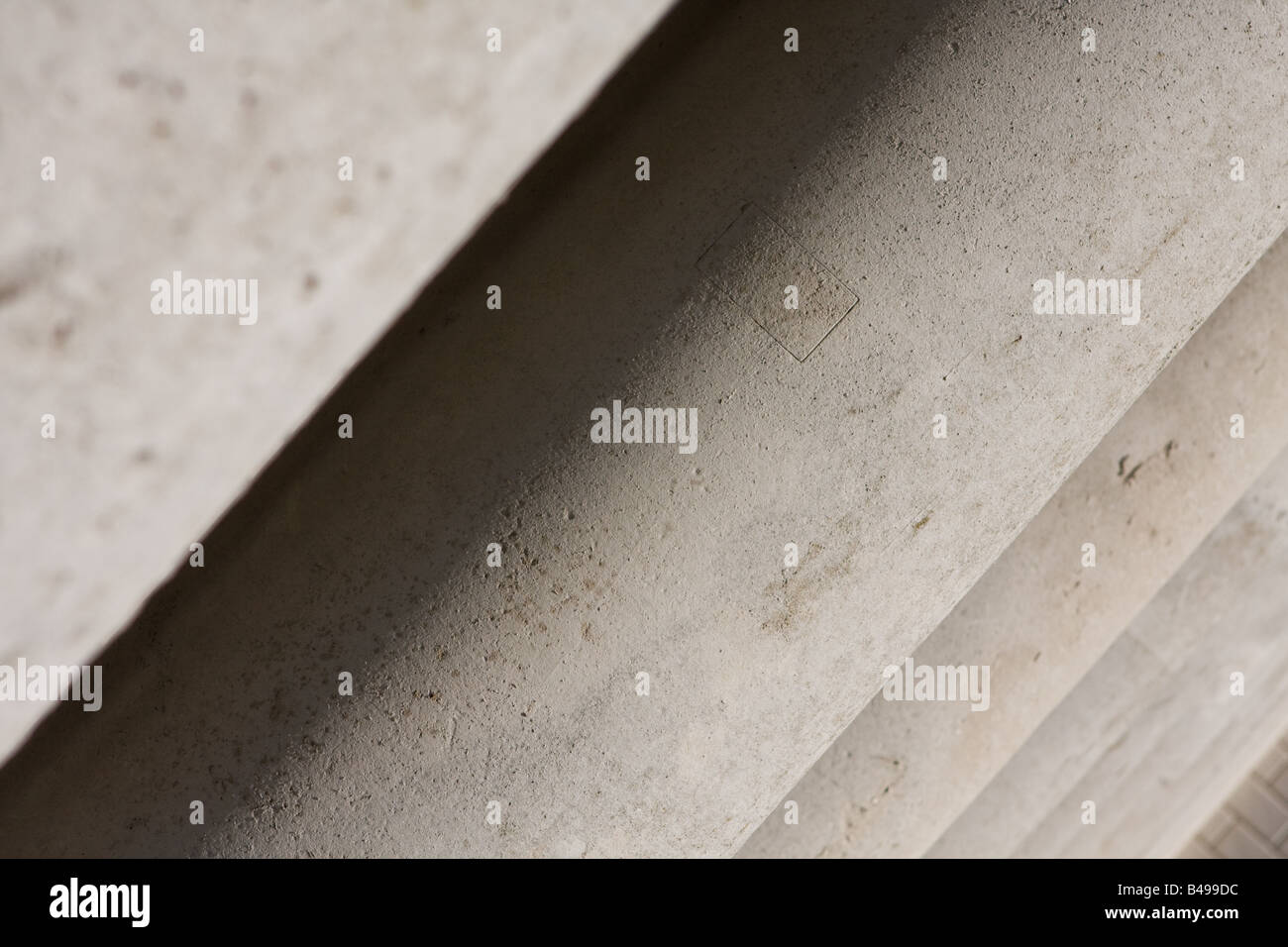 Columns stone hi-res stock photography and images - Alamy