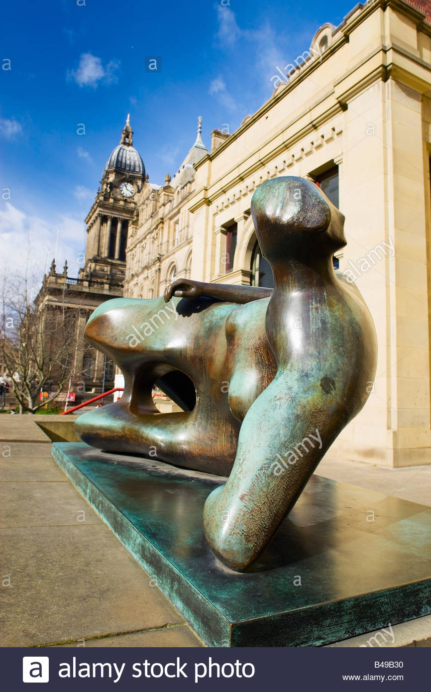 Henry Moore Portrait High Resolution Stock Photography and Images - Alamy