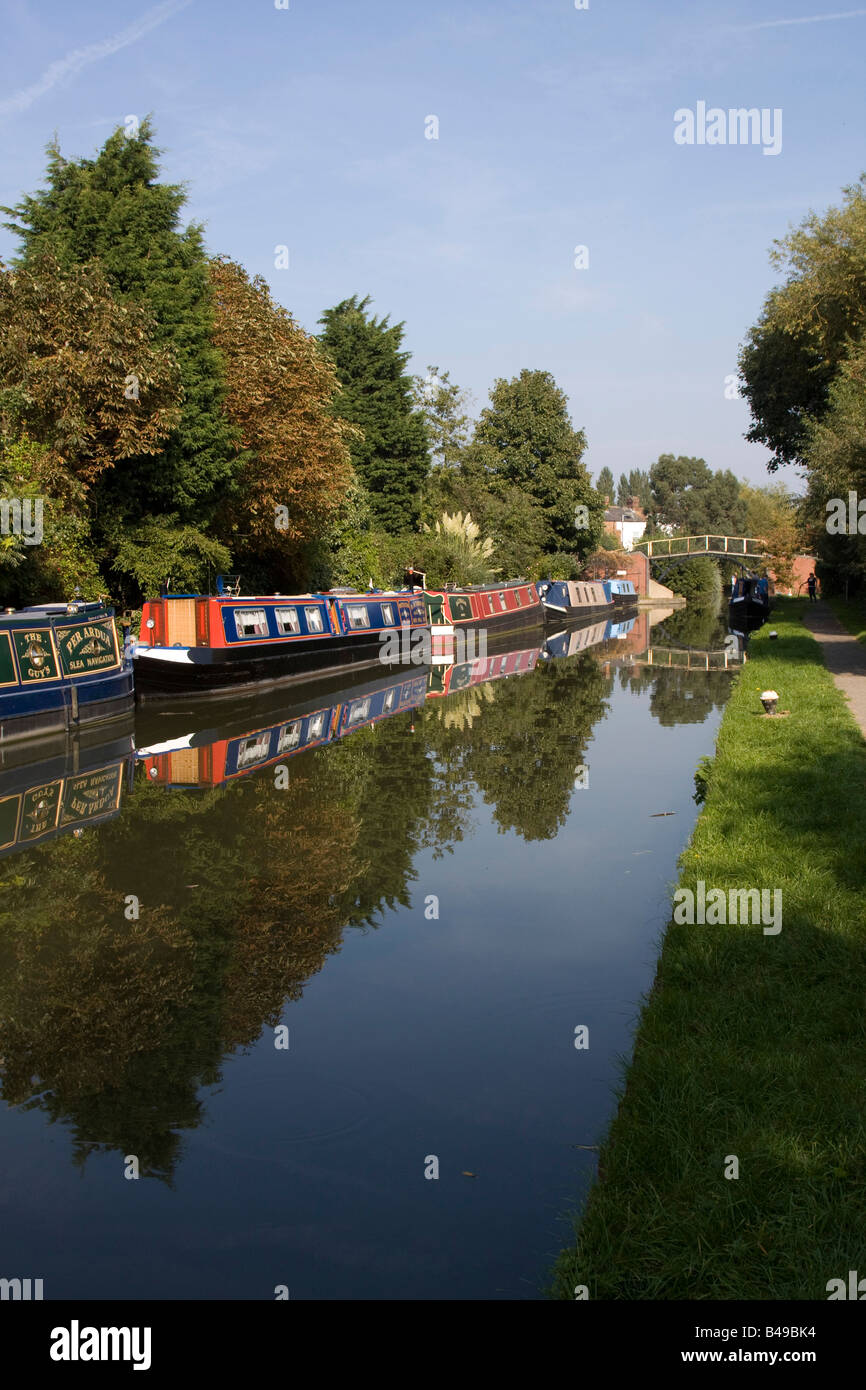 Grand Union Canal Aylesbury Buckinghamshire England, United Kingdom ...
