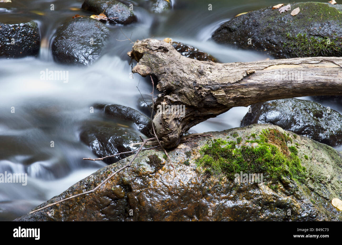 slow shutter speed, water, blur, blurred, tumbling, silk, silky ...