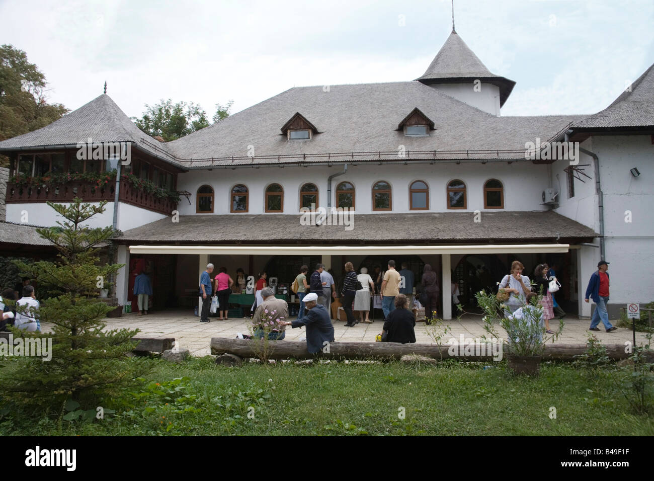 Muzeul satului hi-res stock photography and images - Alamy