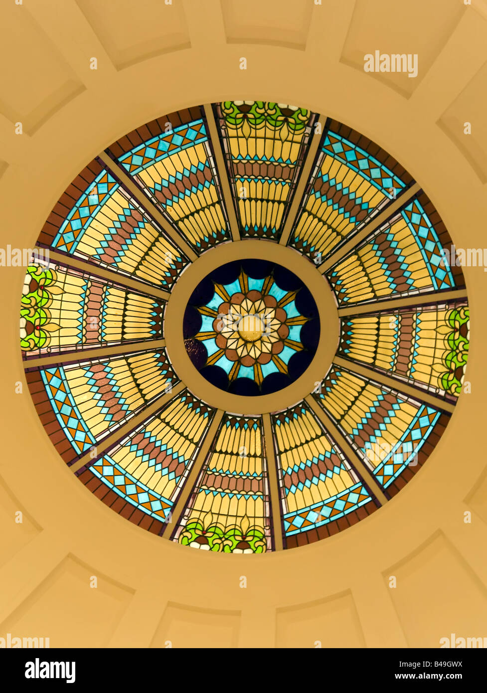 Glass elevation hi-res stock photography and images - Alamy