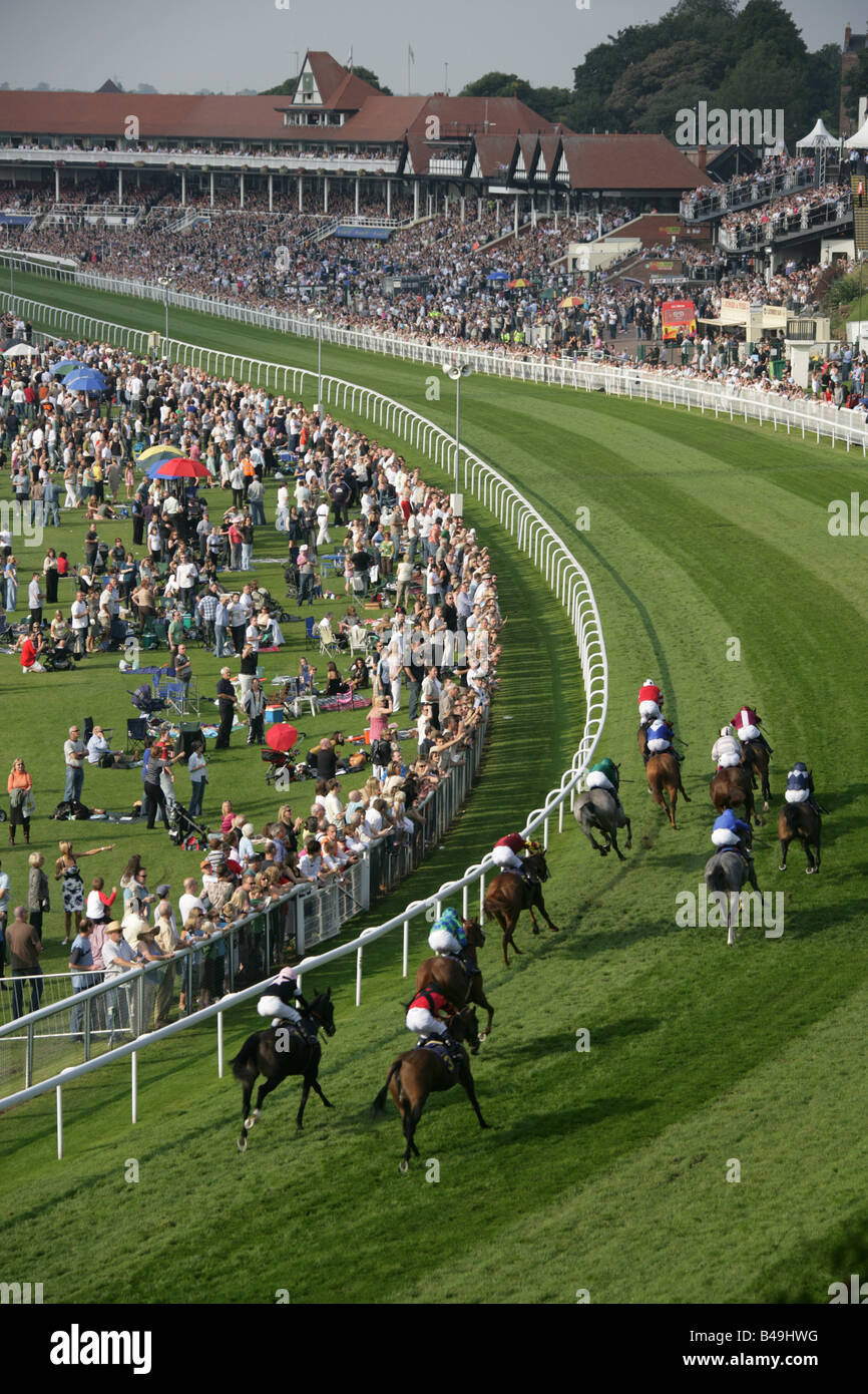 Grandstand chester racecourse hi-res stock photography and images - Alamy