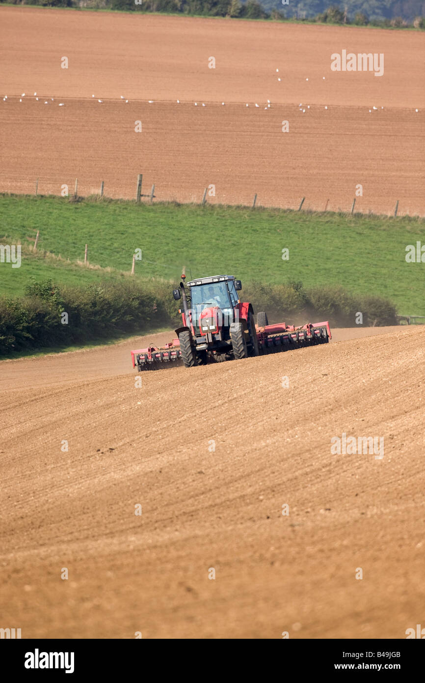 Tractor rolling hi-res stock photography and images - Alamy