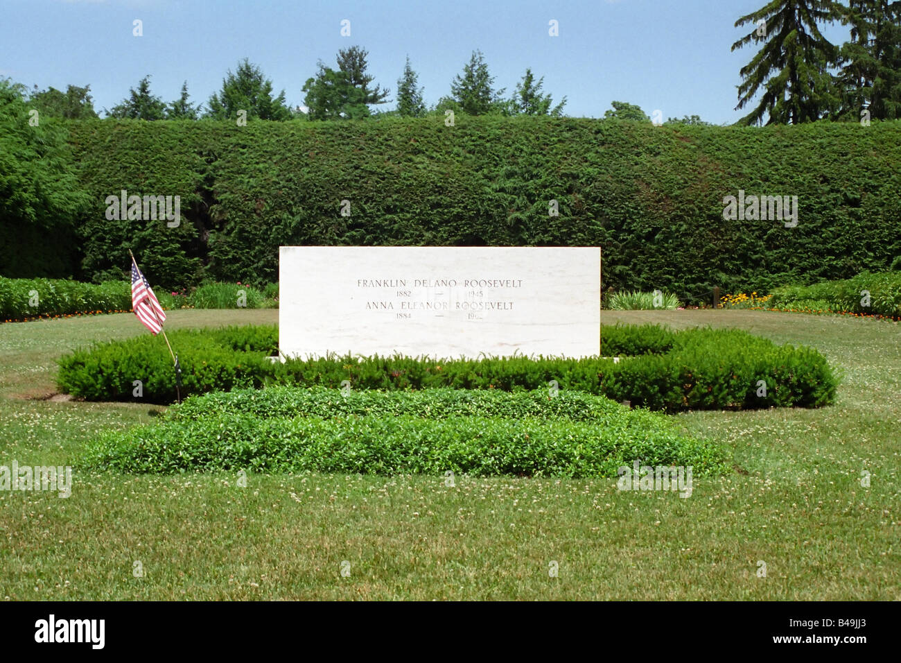 Eleanor roosevelt grave hi-res stock photography and images - Alamy