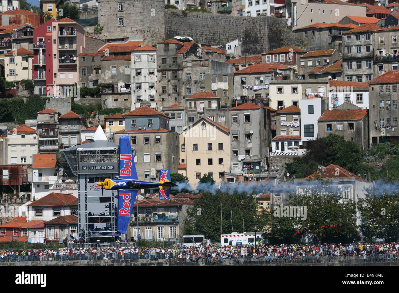 Red Bull Air Race - Porto - Race Day Stock Photo - Alamy
