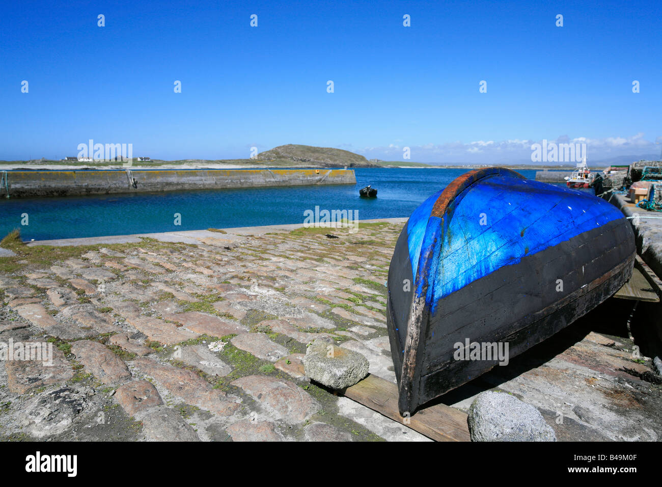 fishing boat, Connemara, Ireland Stock Photo - Alamy