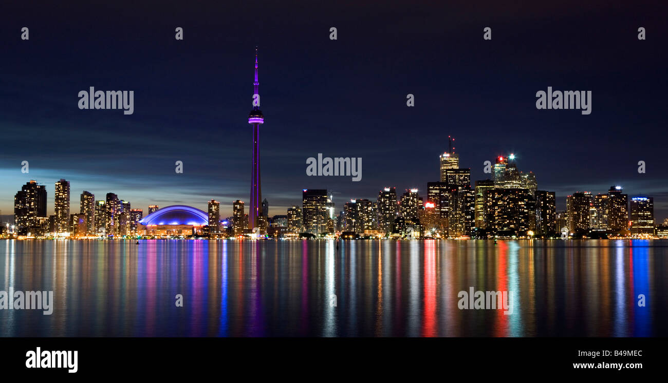 Panorama of toronto skyline hi-res stock photography and images - Alamy