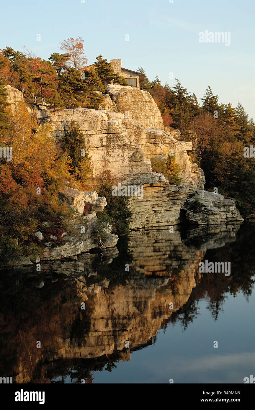 Sunset cliff reflection Minnewaska State Park New York Stock Photo - Alamy