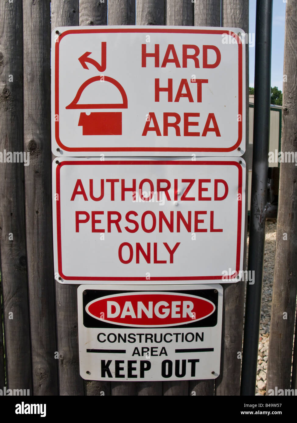 Hard hat sign hi-res stock photography and images - Alamy