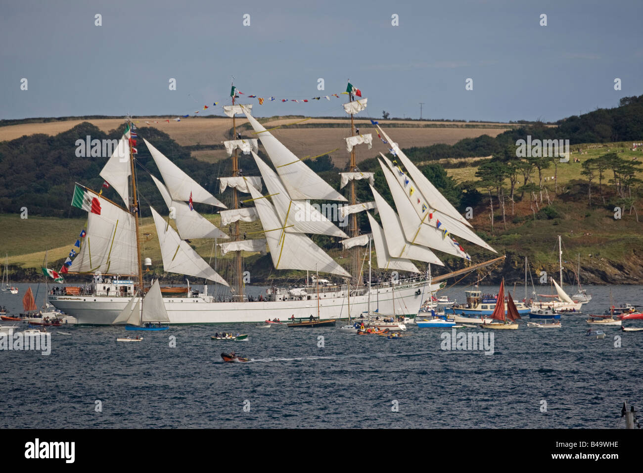 Three masted barque hi-res stock photography and images - Alamy