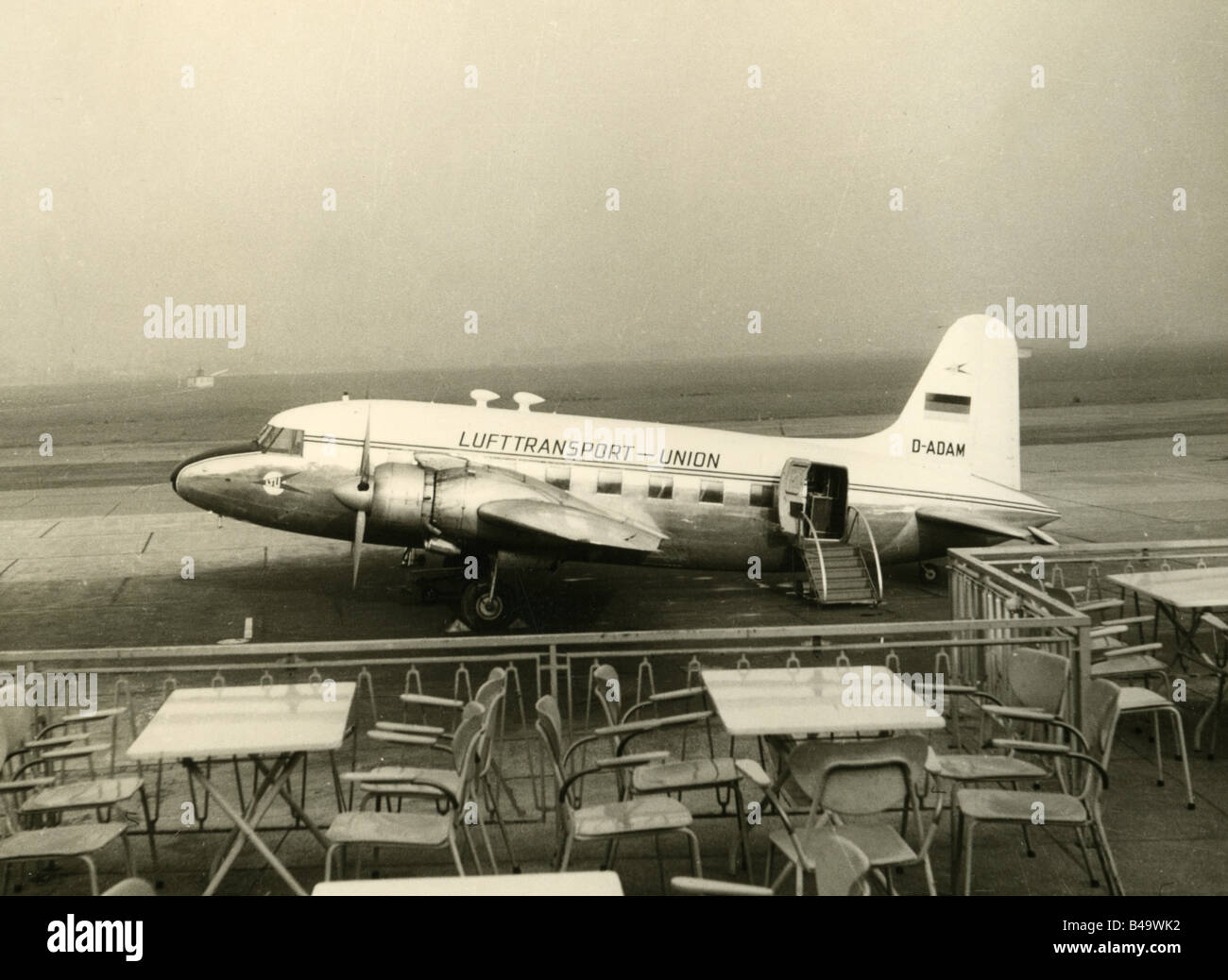 1950s aircraft hi-res stock photography and images - Alamy