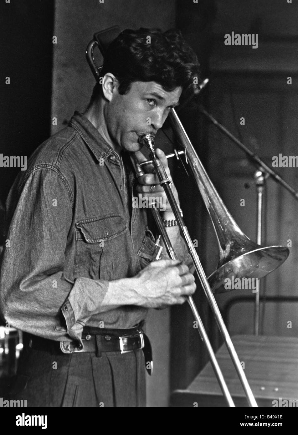 American jazz trombonist hi-res stock photography and images - Alamy