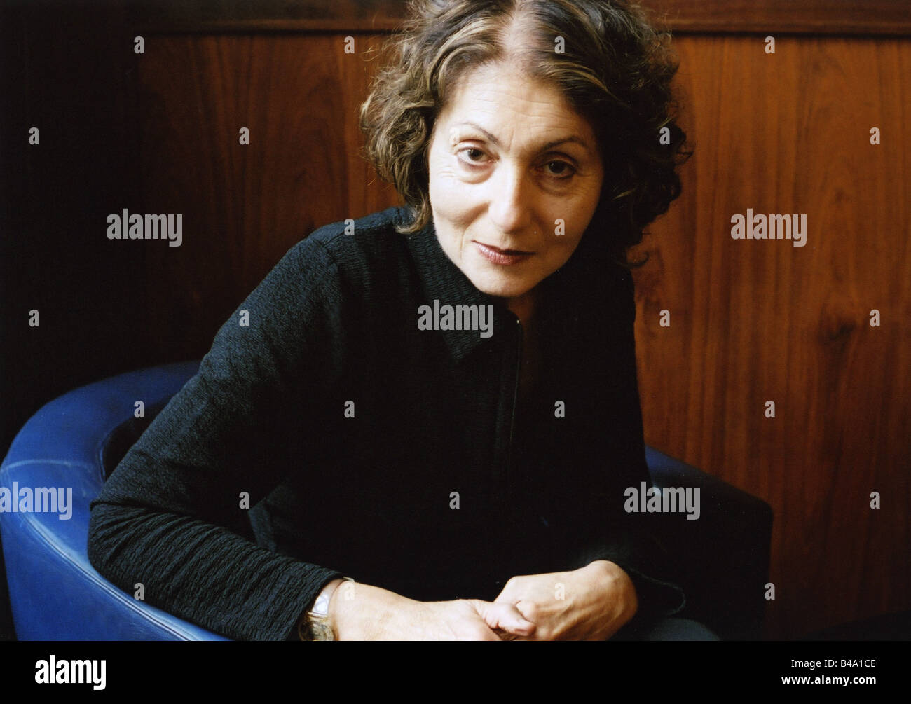 Brett, Lily, * 1946, birth name Lilijahne Breitstein, American author ...
