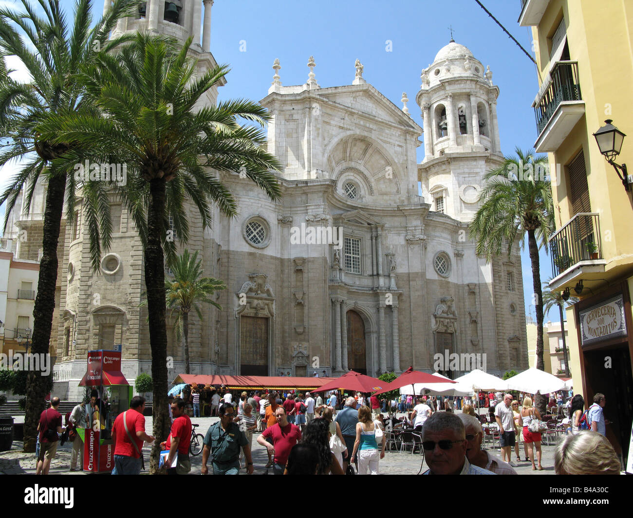 Cadiz Cathedral Square (Plaza de la Catedral), with art and craft ...