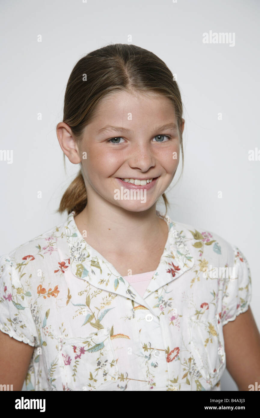 Böhm, Elisabeth, * 1994, German actress, portrait, 2006 Stock Photo - Alamy