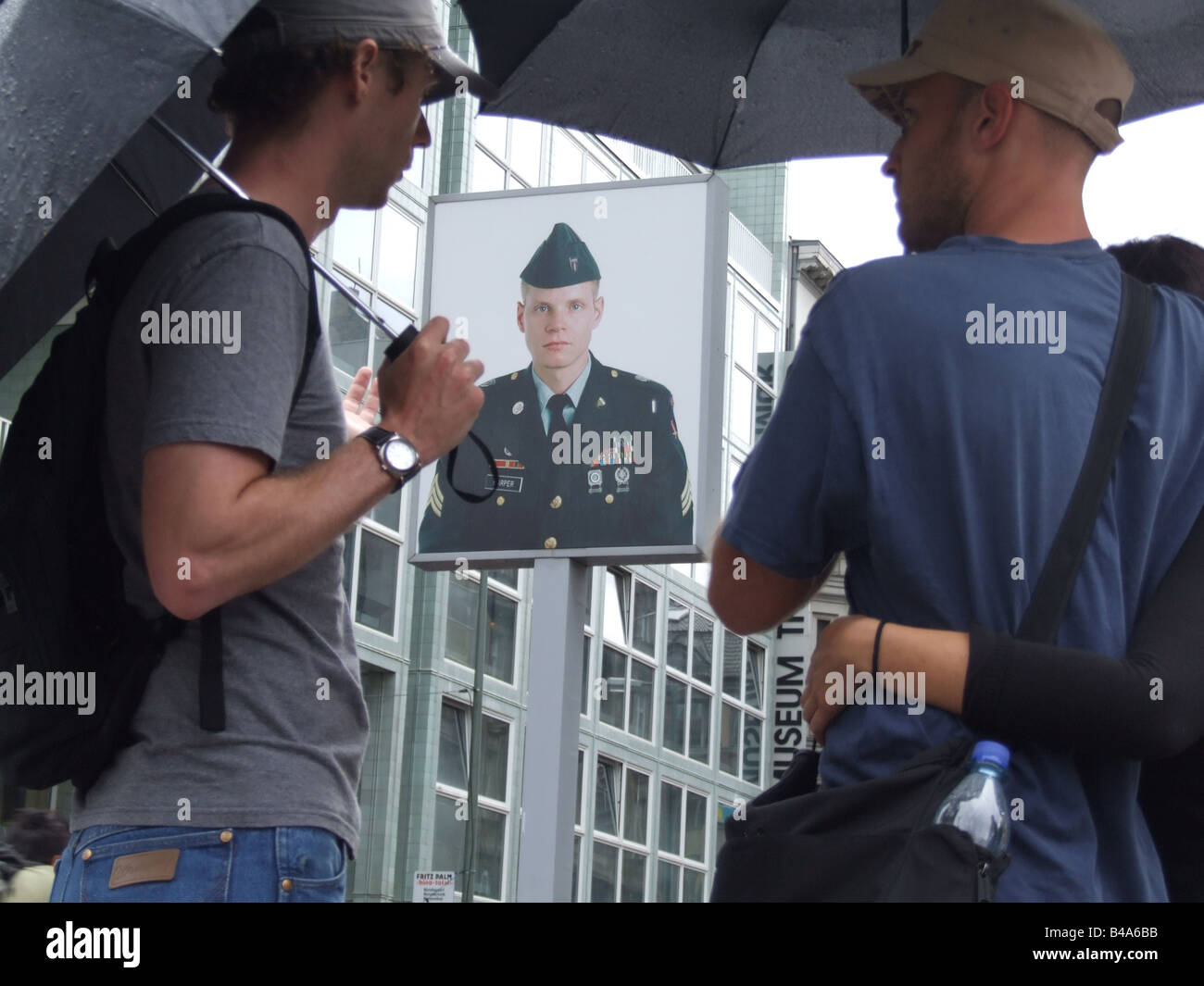 military check point charlie in berlin germany Stock Photo - Alamy