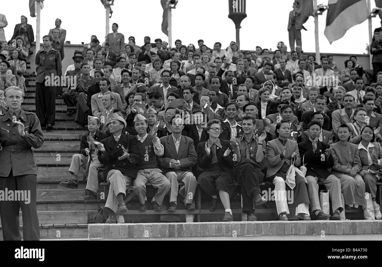 East germany propaganda 1950s hi-res stock photography and images - Alamy
