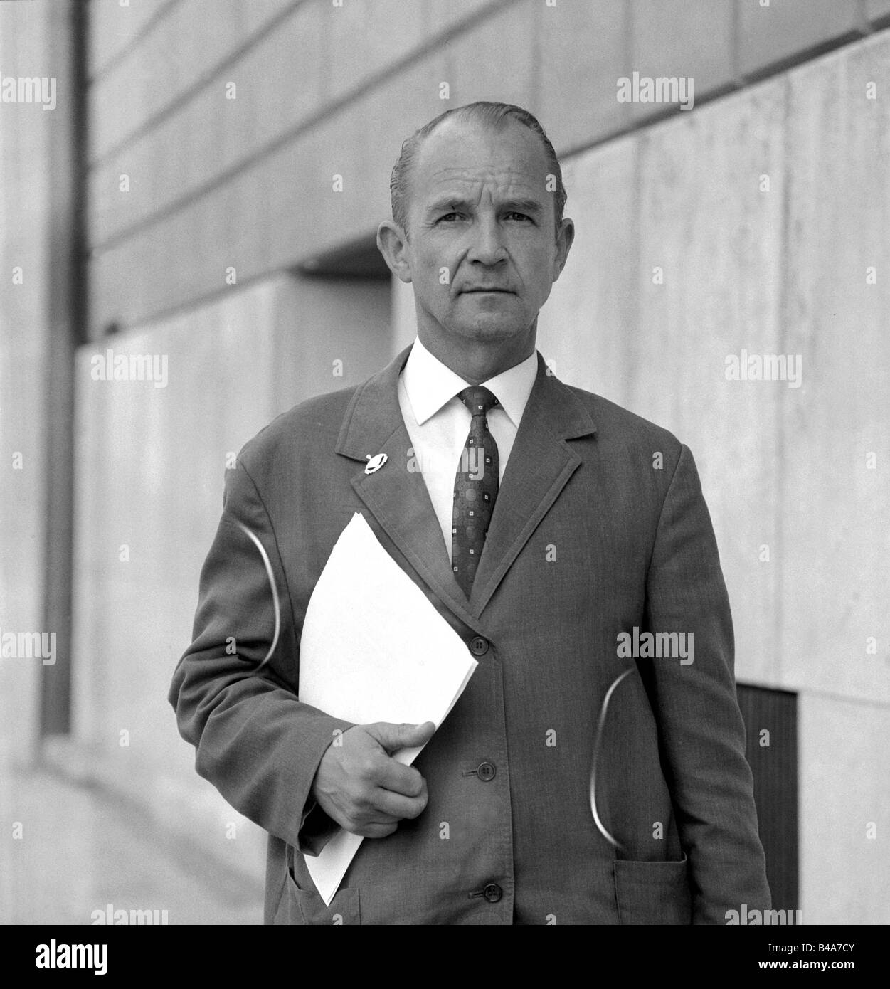 Epp, Joseph Andreas, 1914 - 1997, German Inventor, half length, 1965 ...