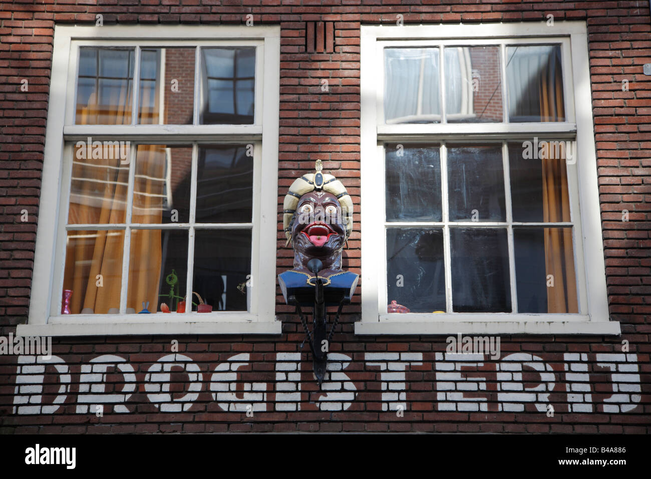 Sculpture amsterdam hi-res stock photography and images - Alamy