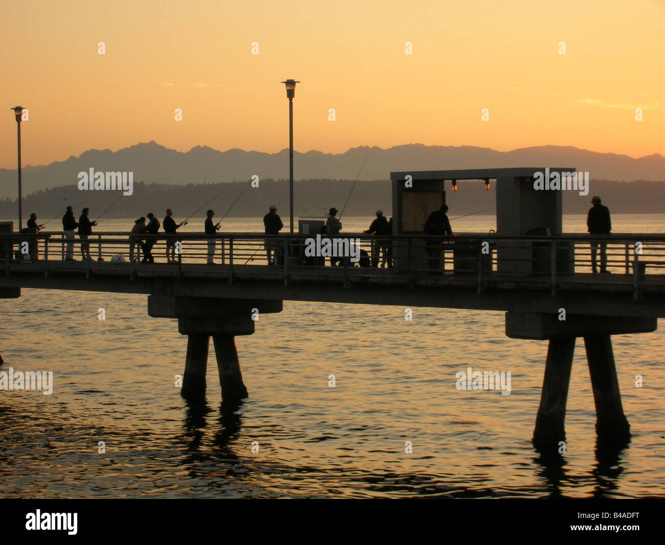 Salmon fishing pier in Edmonds Washington USA Stock Photo - Alamy