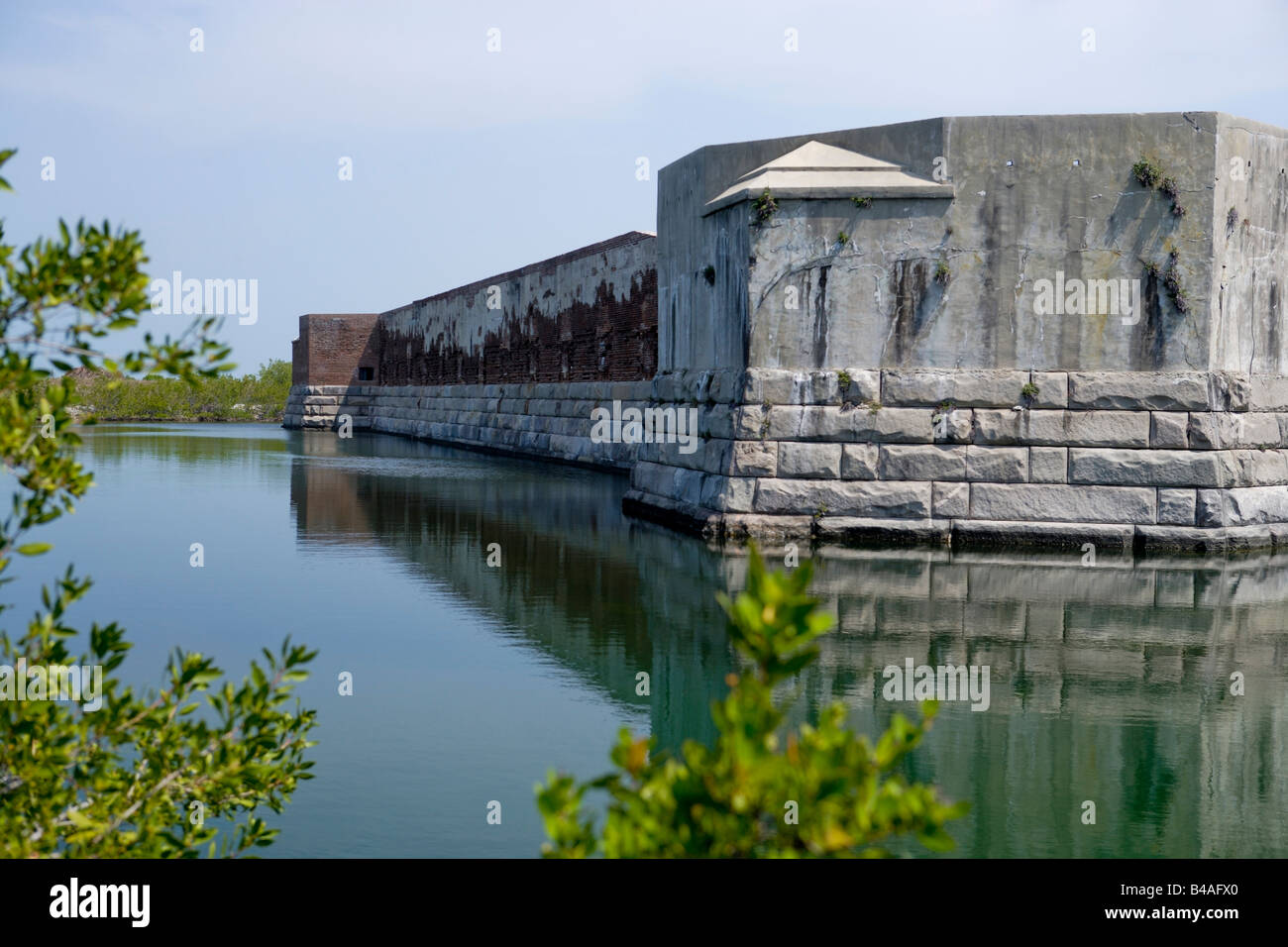 Masonry seawall hi-res stock photography and images - Alamy