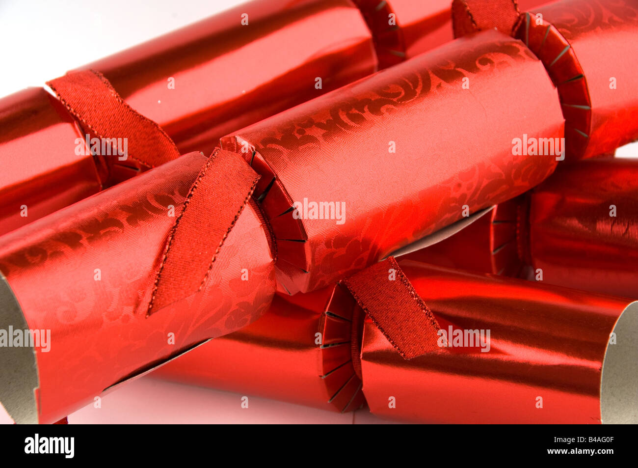 Surprise cracker symbol hi-res stock photography and images - Alamy
