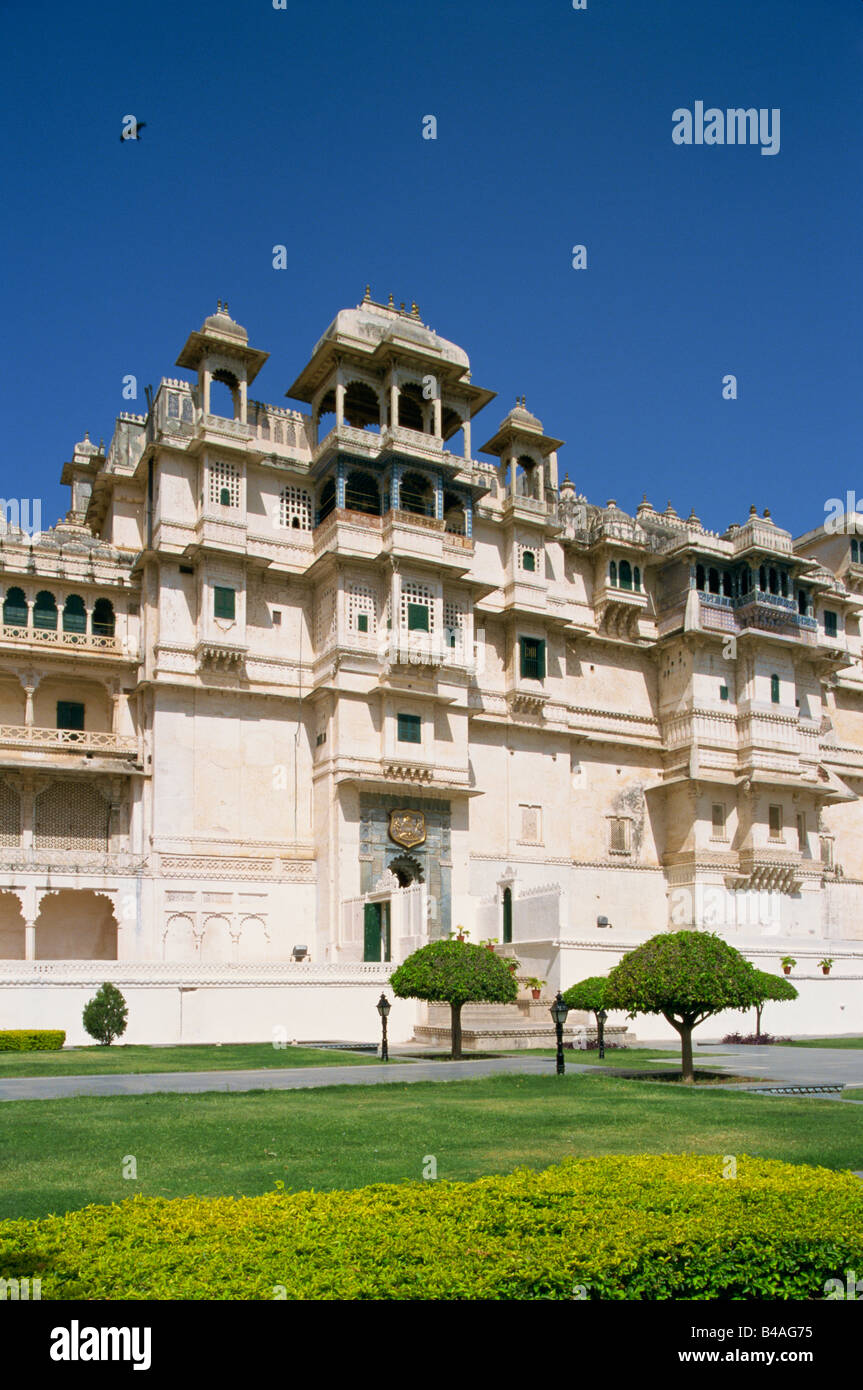 India state rajasthan udaipur city hi-res stock photography and images ...