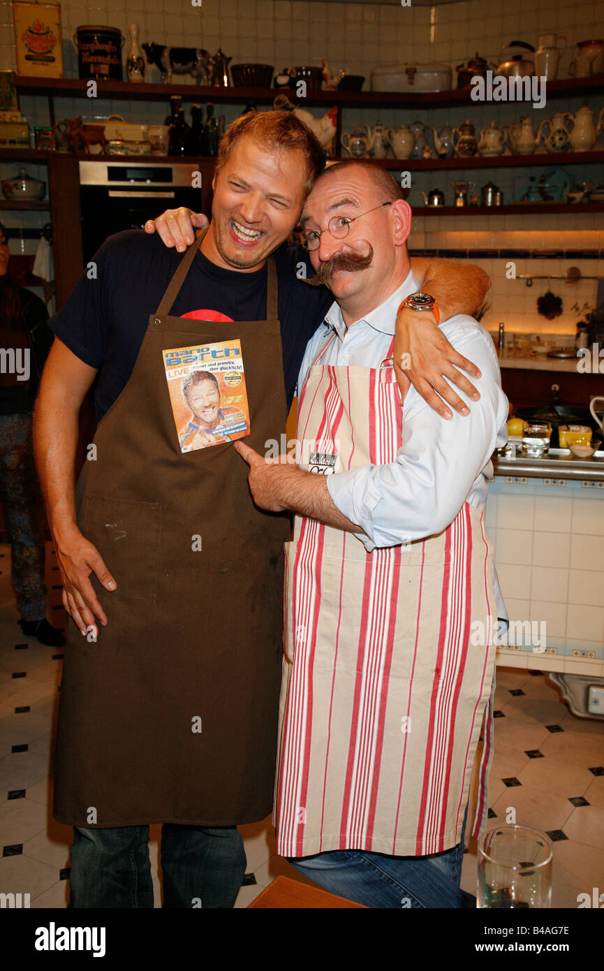 Barth, Mario, * 1.11.1972, German comedian, half length, with Horst ...