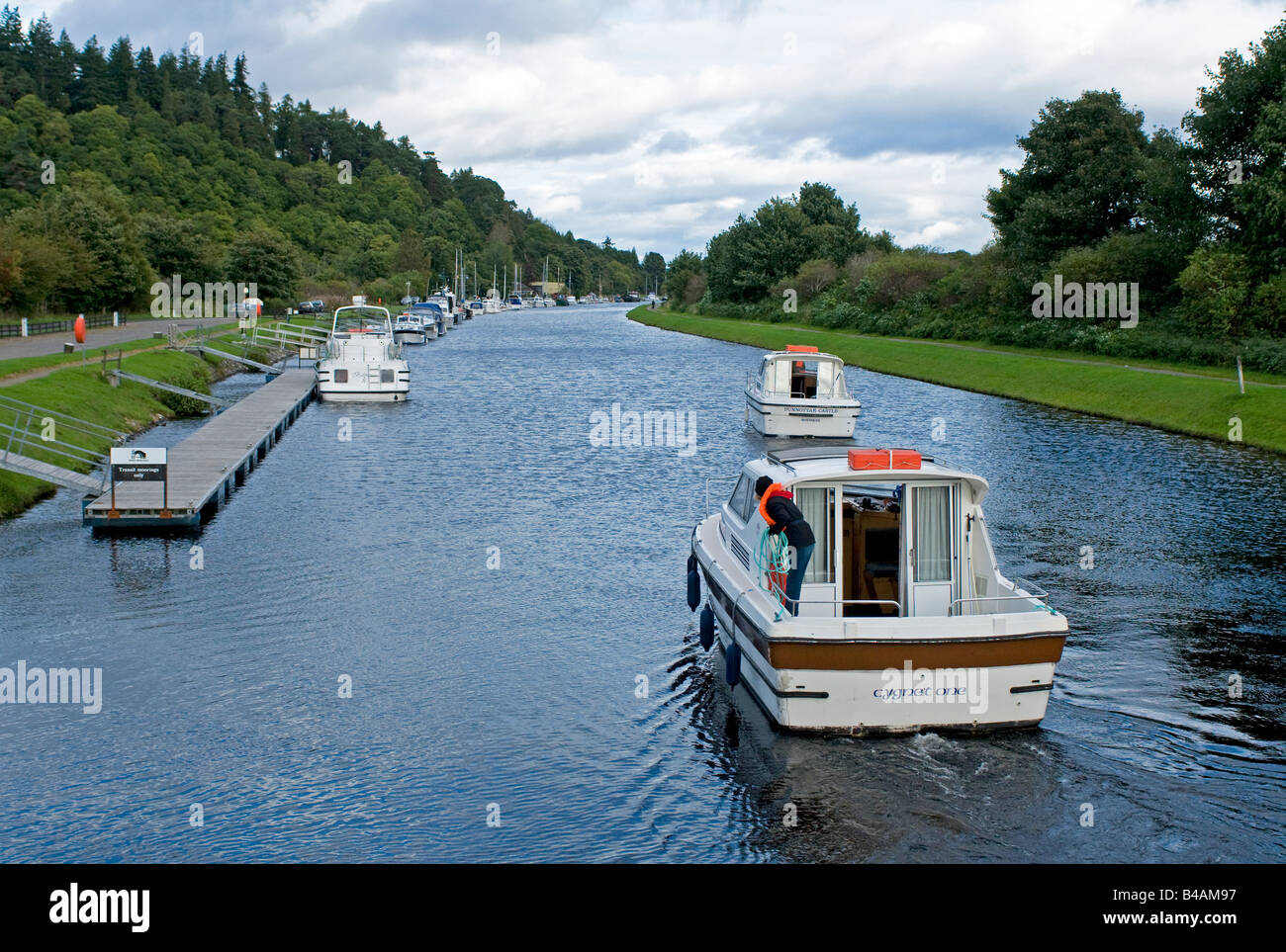 Cruising on the Caledonian Canal at Dochgarroch in the Great Glen ...