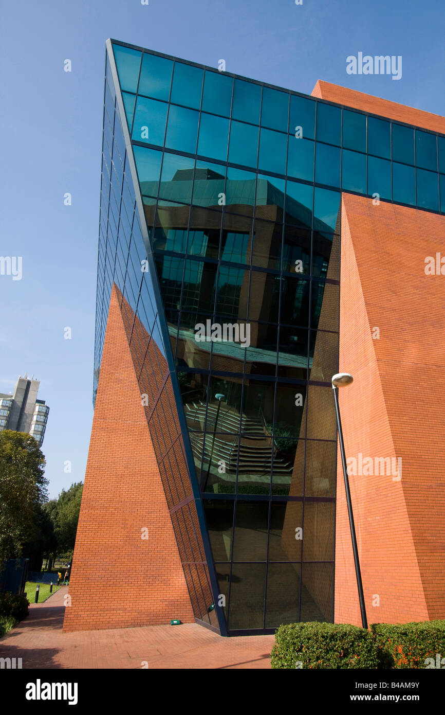 Blue Leanie office block HBOS bank headquarters Aylesbury ...