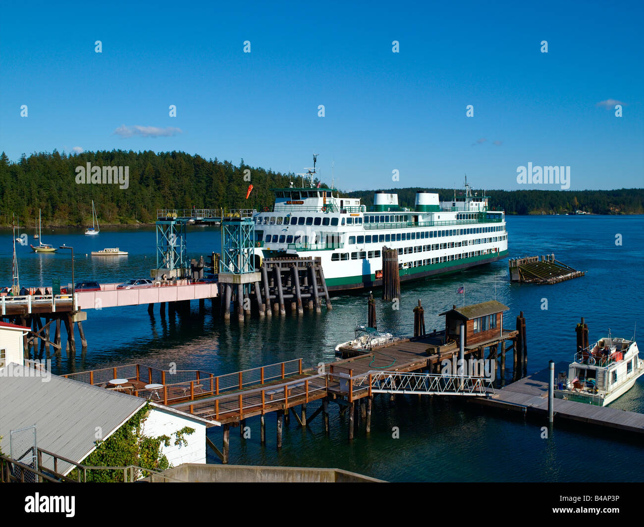 Ferry Docking Into Orcas Island, San Juan Islands Stock Photo - Alamy