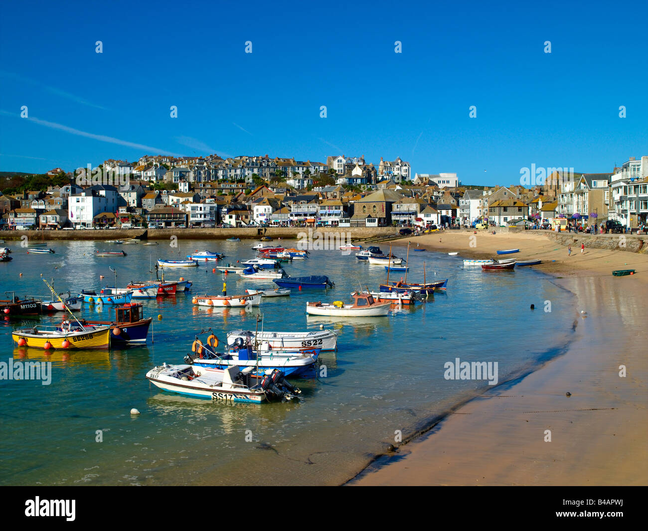 St Ives Fishing Harbour Cornwall Stock Photo - Alamy