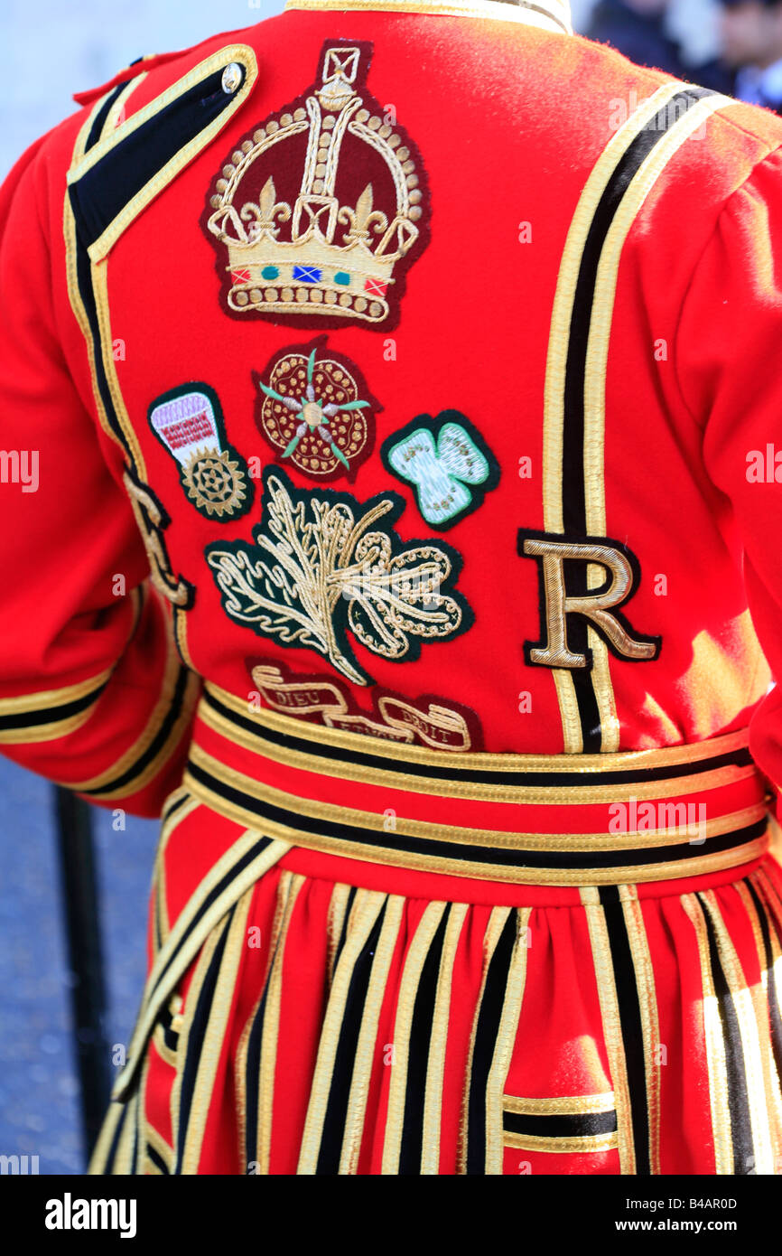 Beefeater Ceremonial Dress Tower Of London Stock Photo - Alamy
