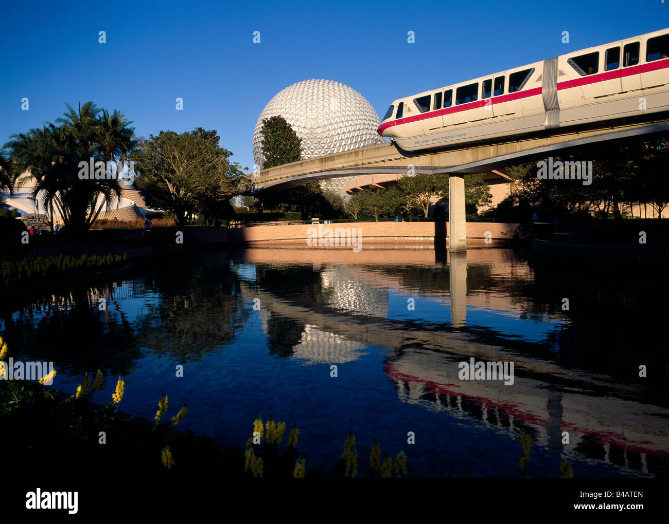 Orlando Disneyworld Epcot Centre Stock Photo - Alamy