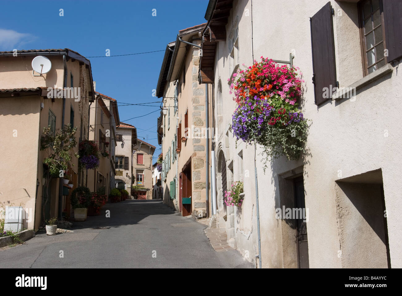 Narrow plain hi-res stock photography and images - Alamy