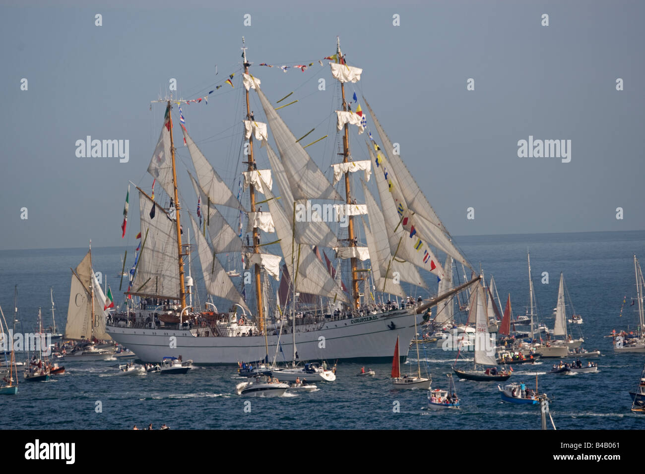 Three masted barque hi-res stock photography and images - Alamy