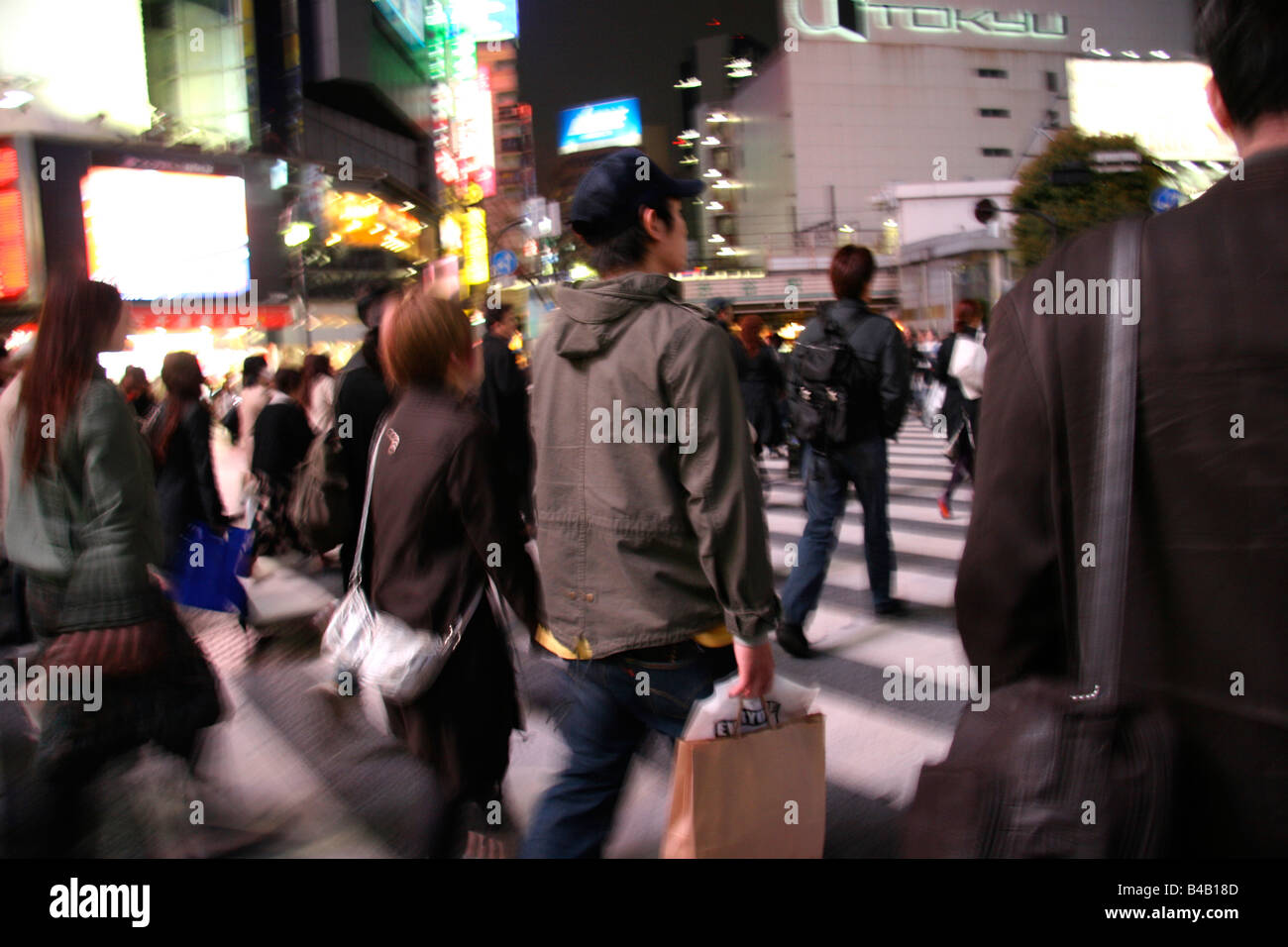 Busy crowded street and crossing in Shibuya, Tokyo, Japan Stock Photo ...