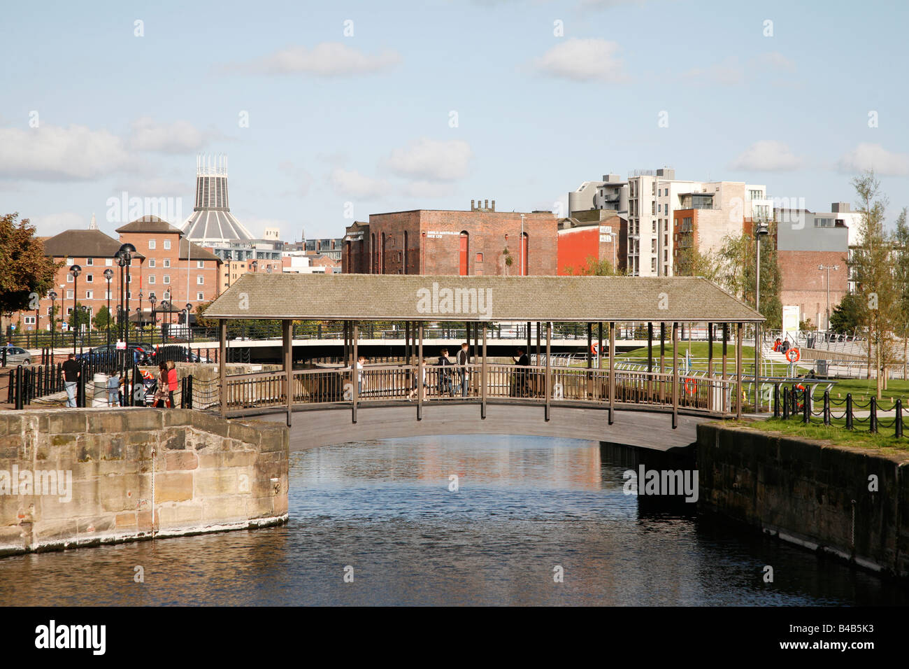 Pedestrian walkway bridge across docks hi-res stock photography and ...