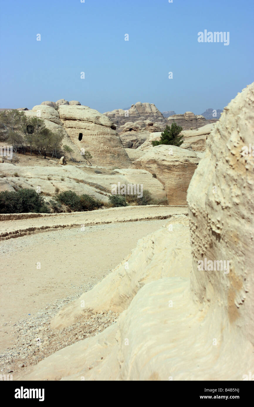 Petra dam at the siq hi-res stock photography and images - Alamy