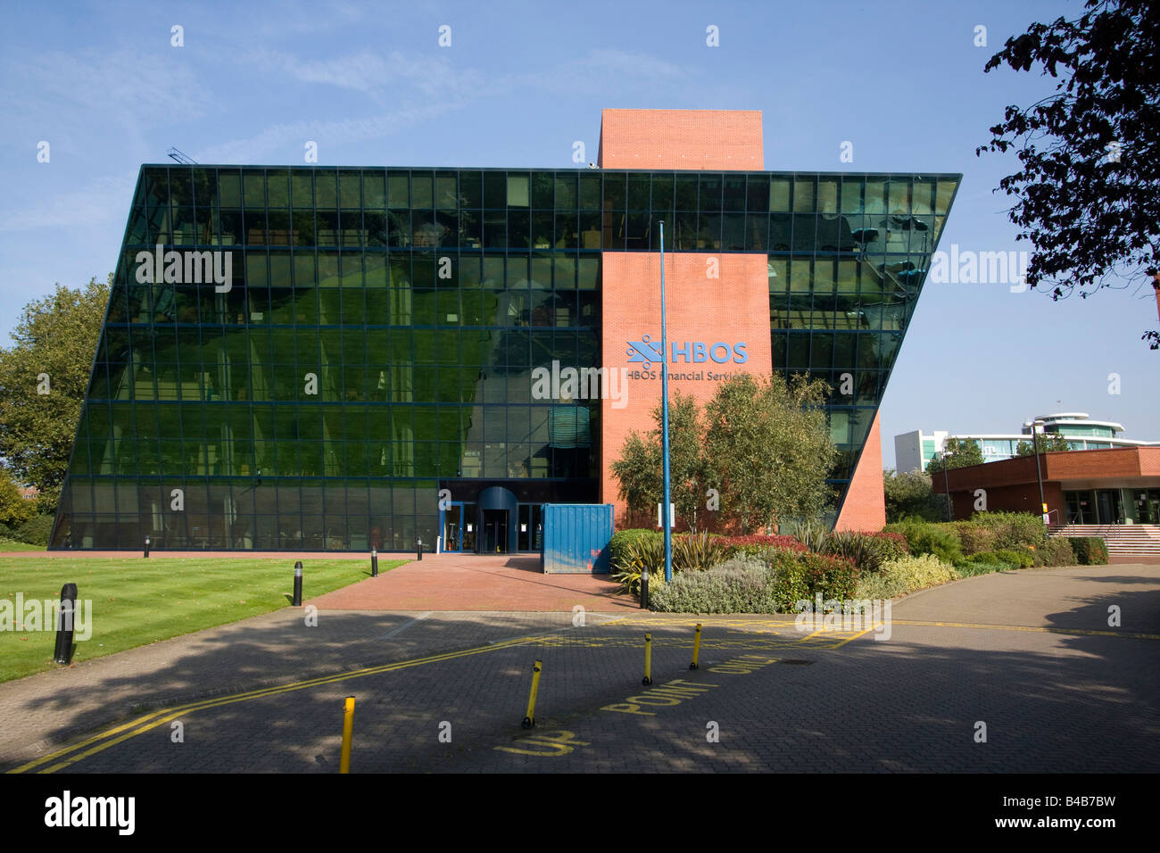 Blue Leanie office block HBOS bank headquarters Aylesbury ...