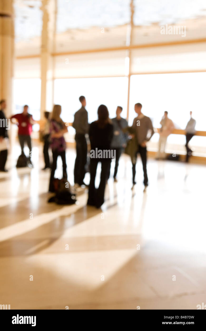 group of people waiting Stock Photo - Alamy