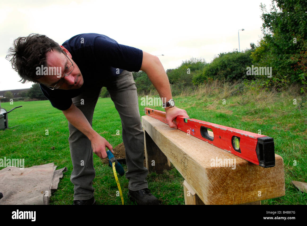 Bending precise hi-res stock photography and images - Alamy