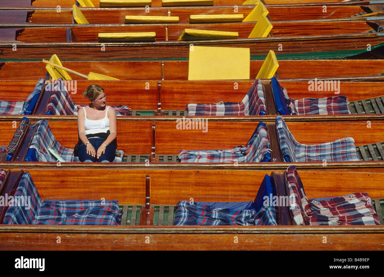 Exposing Skin To Uv Hi Res Stock Photography And Images Alamy