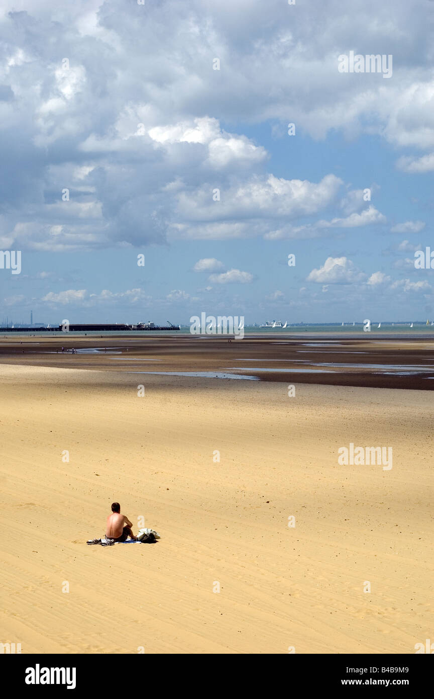 Ryde Beach, Ryde, Isle of Wight, England, UK. GB Stock Photo - Alamy