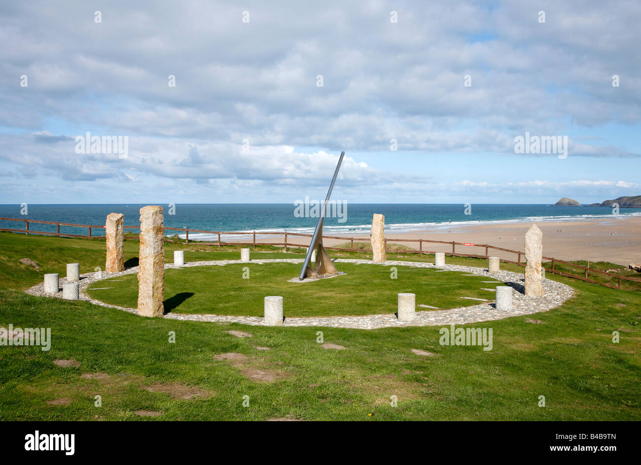 Stone sundial hi-res stock photography and images - Alamy