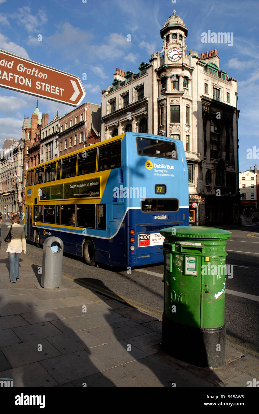 Dame street Dublin Ireland Stock Photo - Alamy