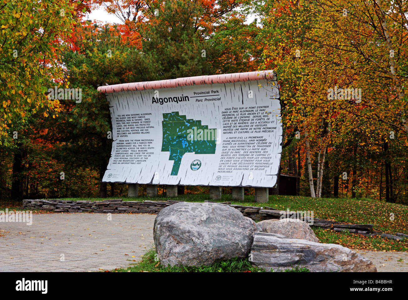 Park map sign hi-res stock photography and images - Alamy